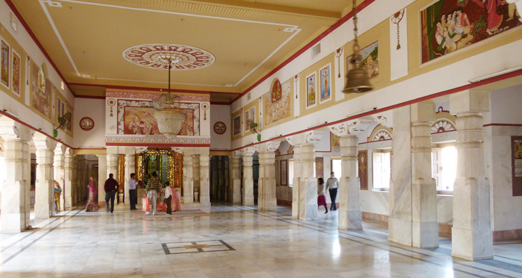 Gita Mandir Temple Mathura (Timings, History, Entry Fee, Images, Aarti ...